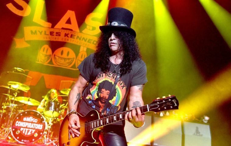 The Walking Dead: Slash aveva scritto una sigla e la AMC l'ha rifiutata