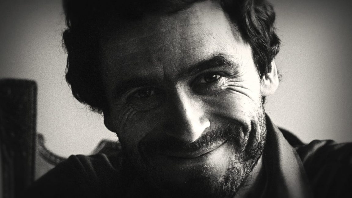 Ted Bundy: il documentario Netflix sulla sua storia è un viaggio nel Male