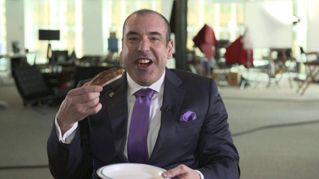 Suits - Louis Litt, quando l'antagonista diventa l'eroe